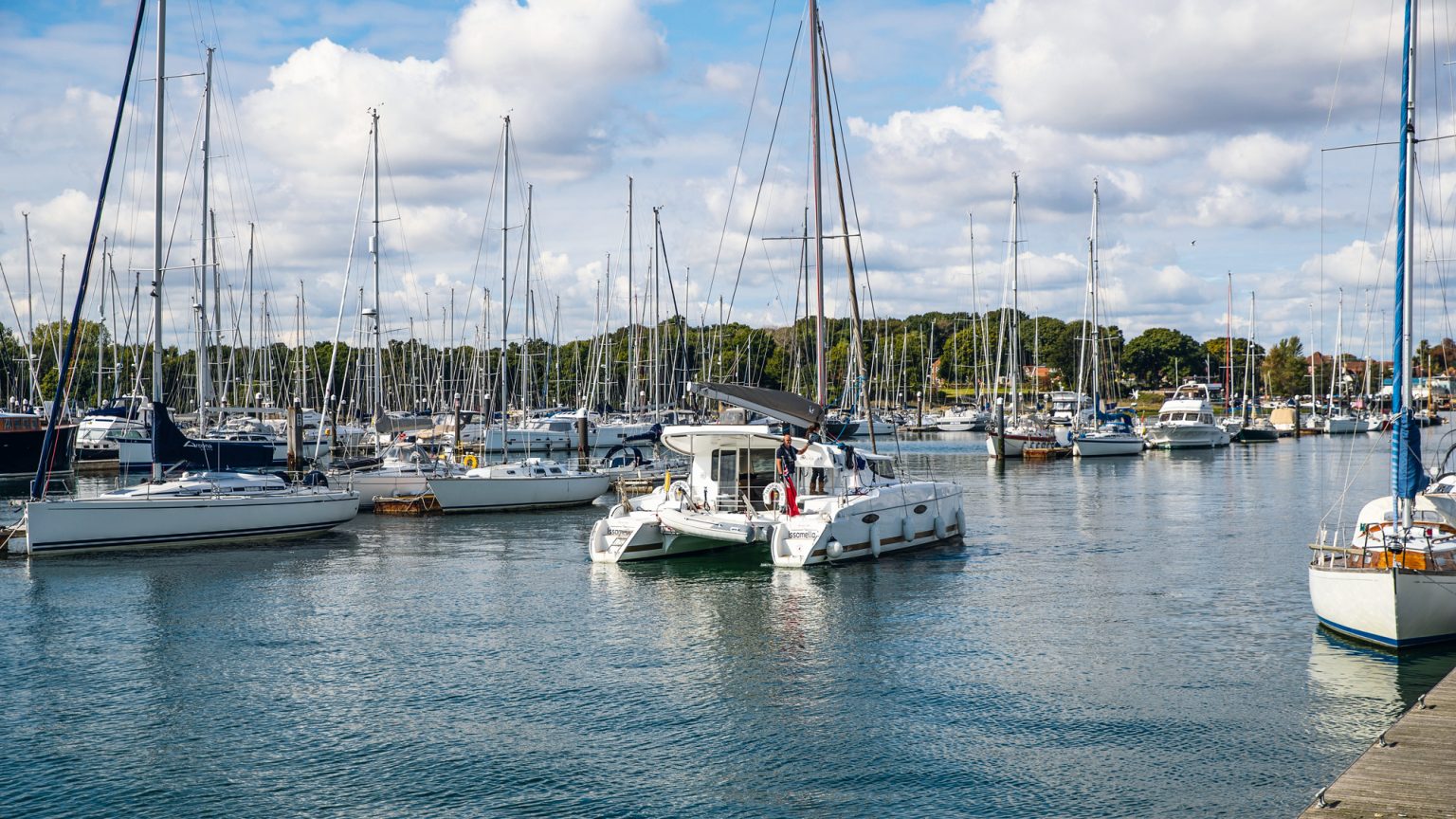 Catamaran sailing skills: Mooring and anchoring a multihull - Yachting ...