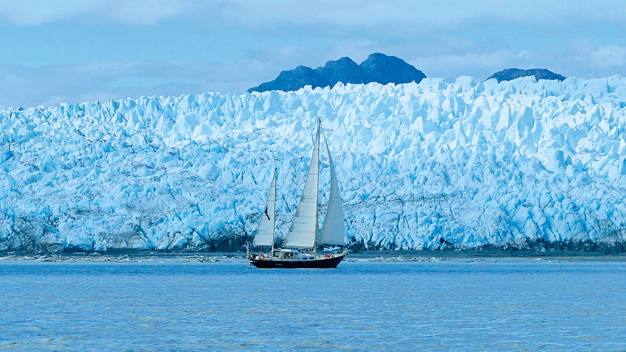 Sailing Patagonia : exploring a stunning, barren landscape by boat ...