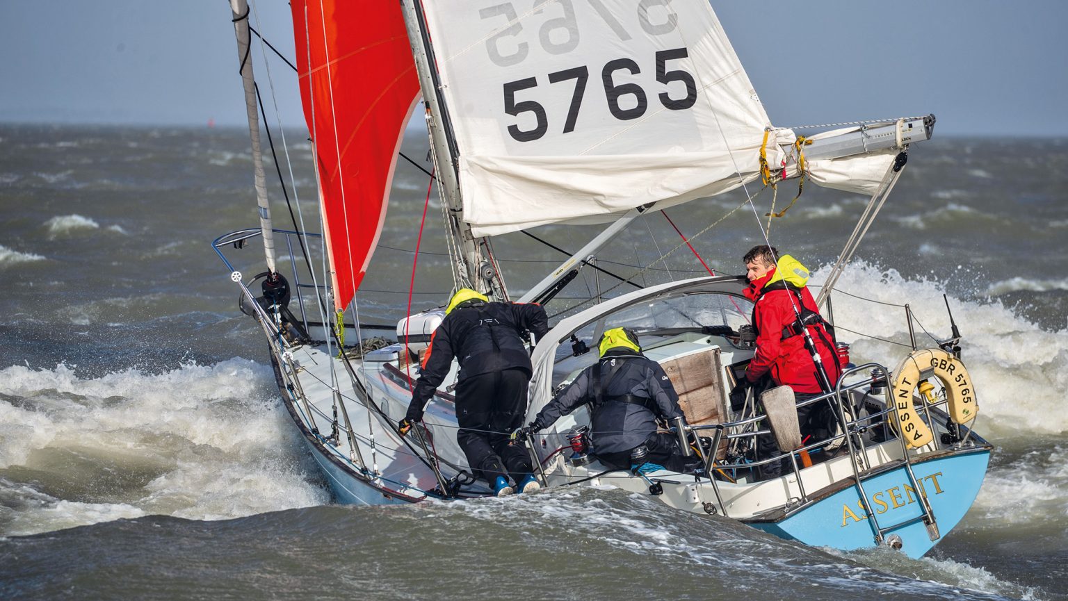 Heavy weather sailing: Essential boathandling skills - Yachting Monthly
