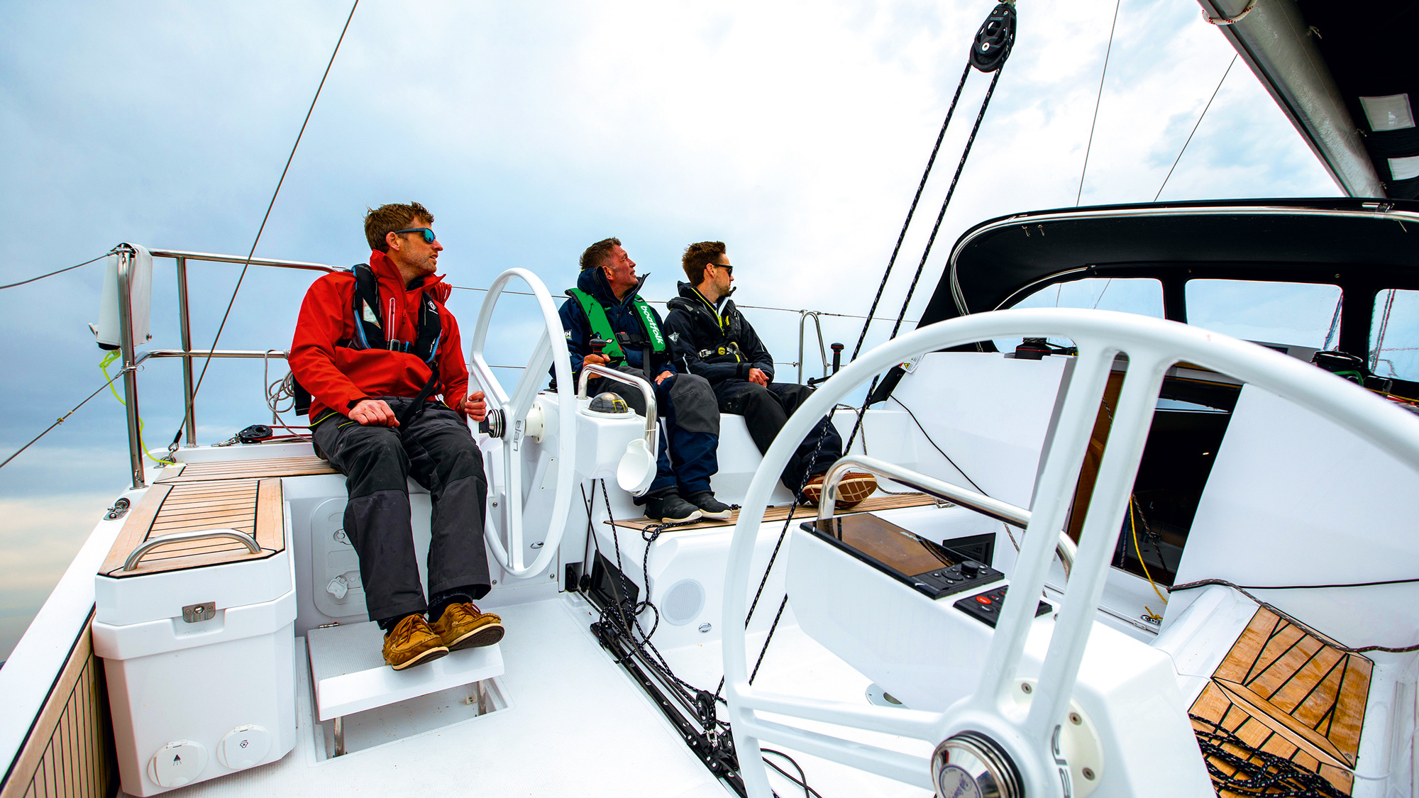 Elan E4 review: Elan's most fun yacht yet? - Yachting Monthly