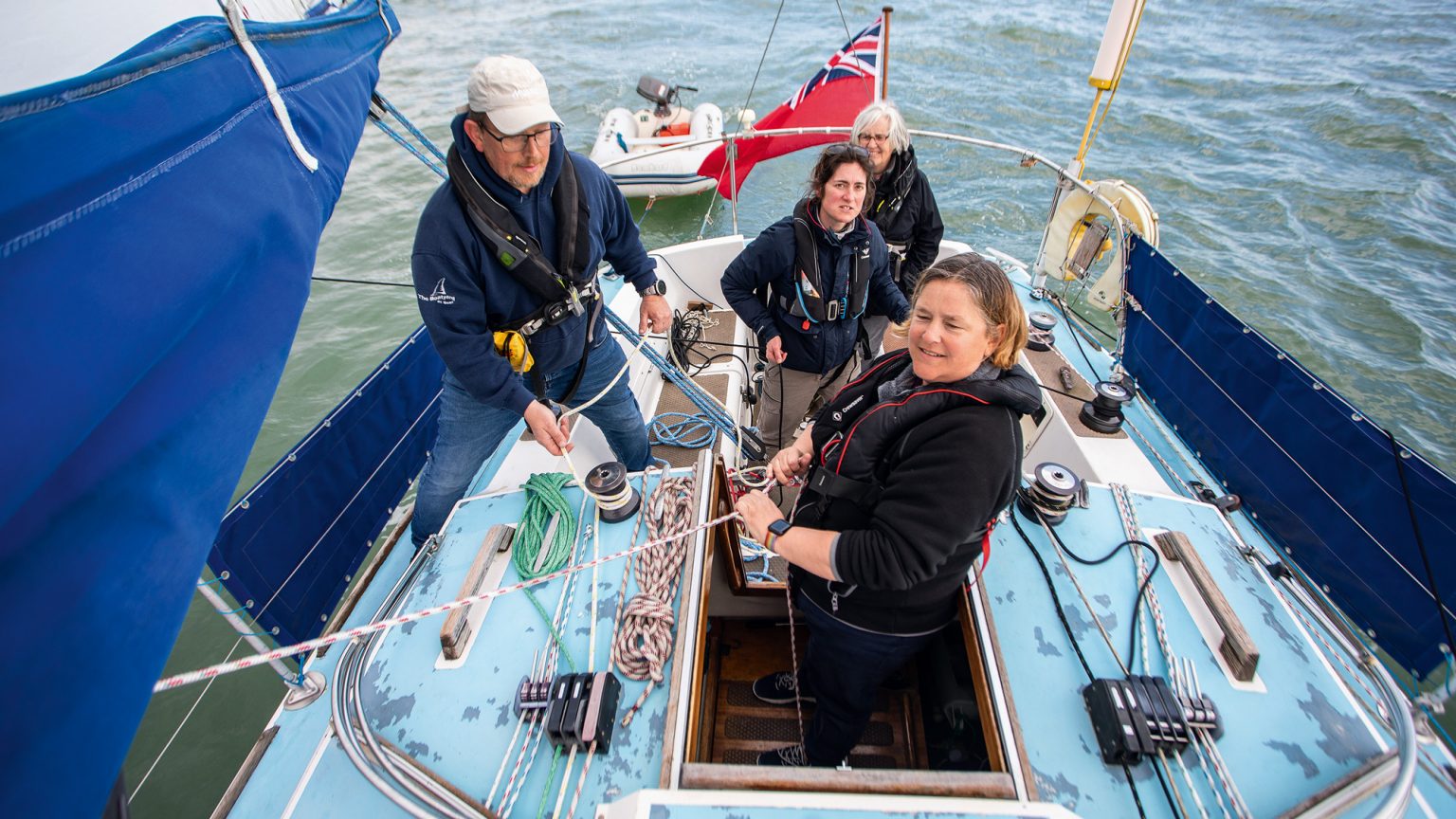 Spinnaker handling: an experts full guide to using the kite - Yachting ...