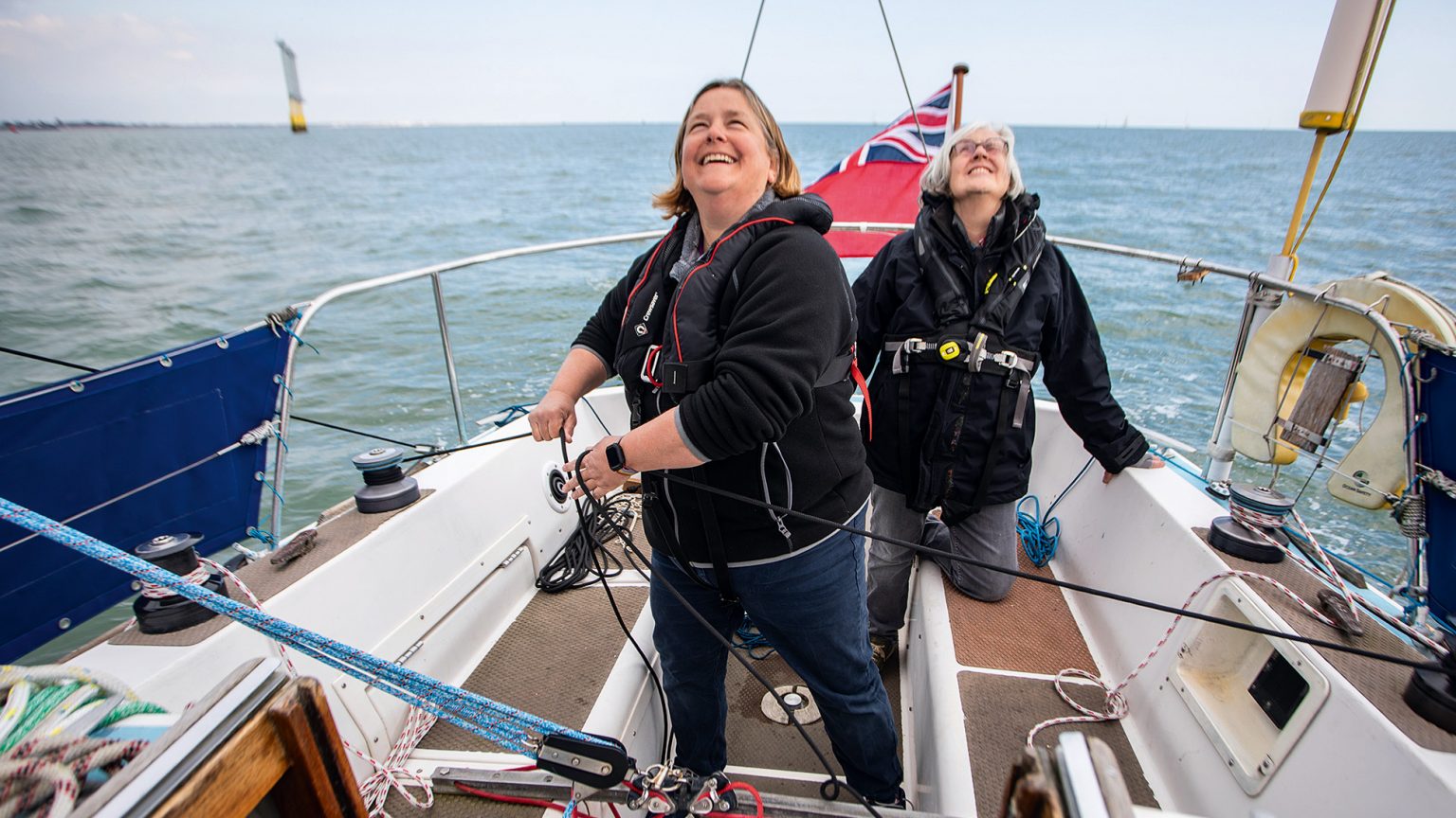 Spinnaker handling: an experts full guide to using the kite - Yachting ...