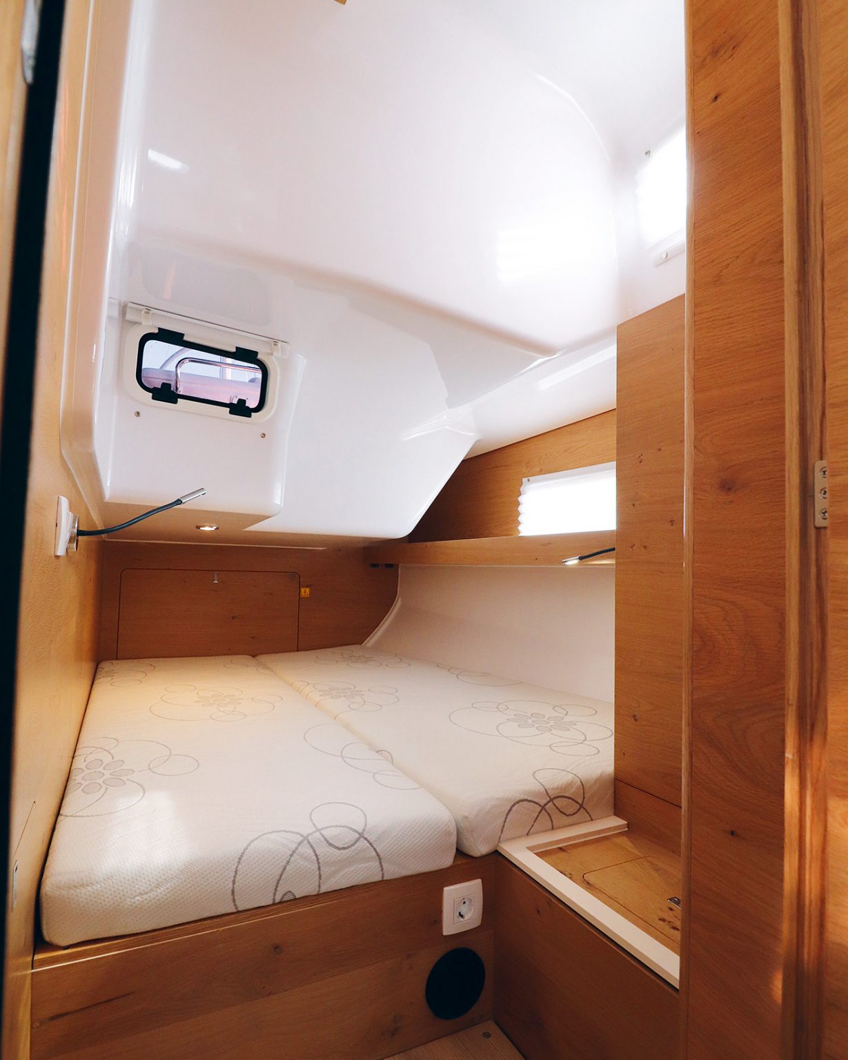 Elan Impression 43 review: comfortable family cruiser - Yachting Monthly