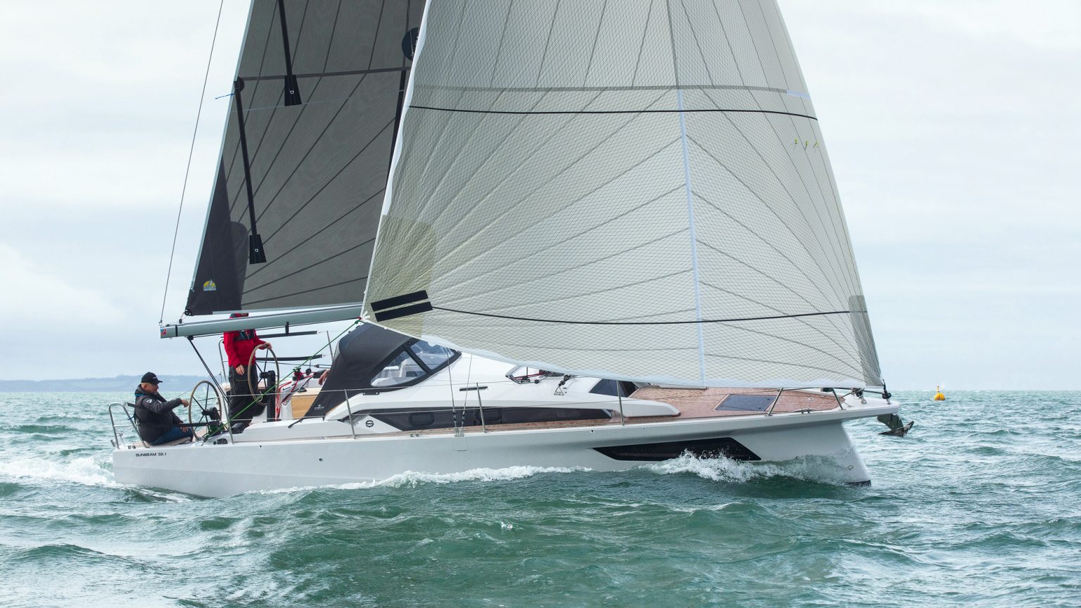 First look: Sunbeam 32.1 – a real head-turner - Yachting Monthly