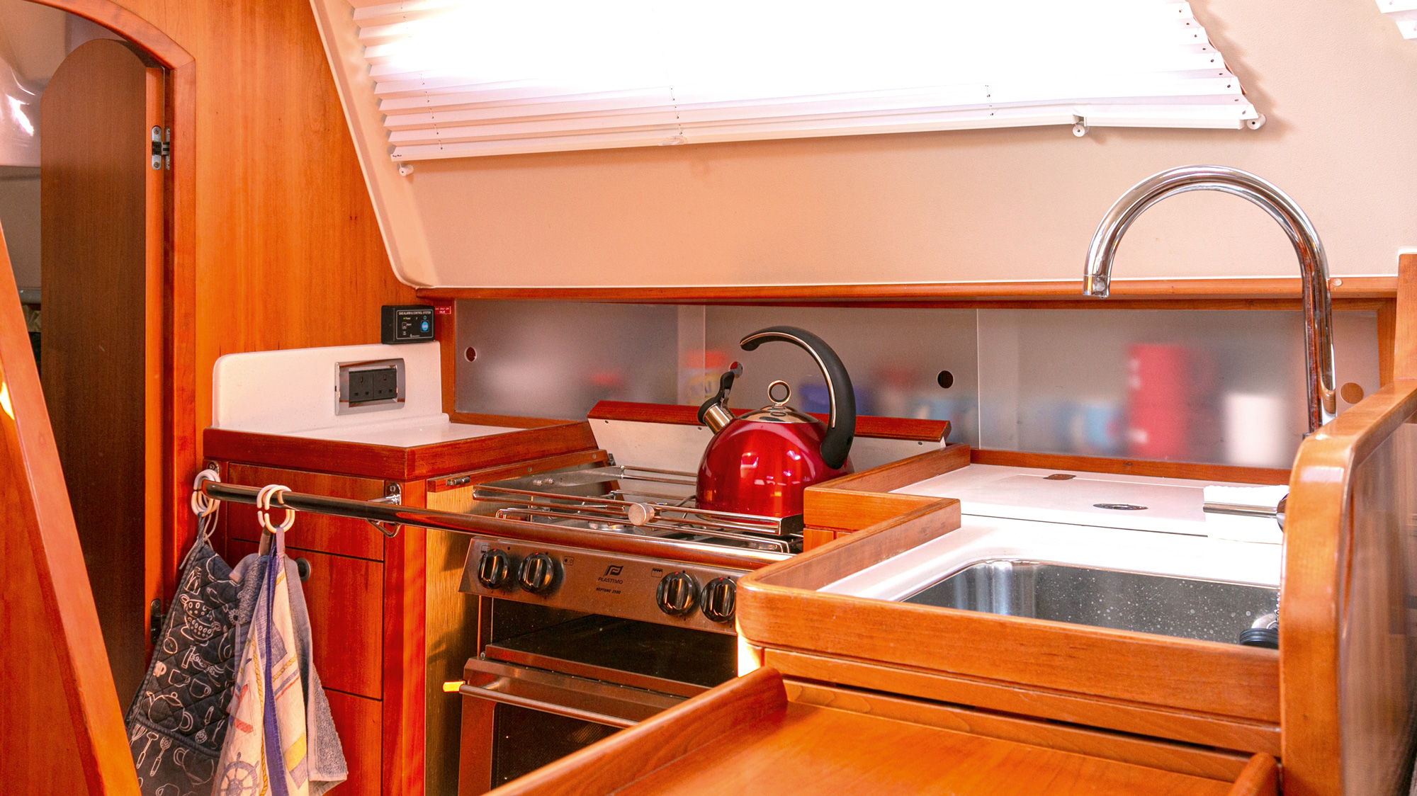 Southerly 32 review: one of the most sought after cruisers - Yachting ...