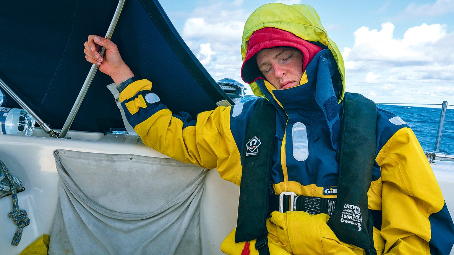 How do solo sailors sleep at sea? Experts share their tips and advice ...
