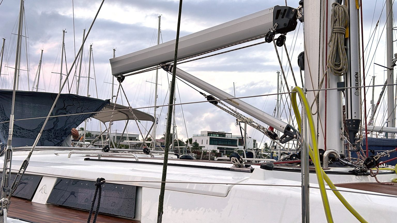 Expert guide: how to tune the rig of a yacht