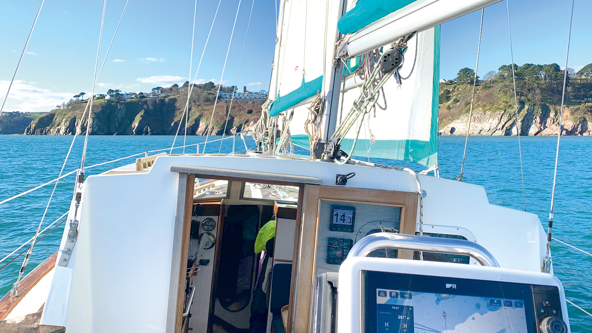 A beginners guide to easy yacht navigation - Yachting Monthly