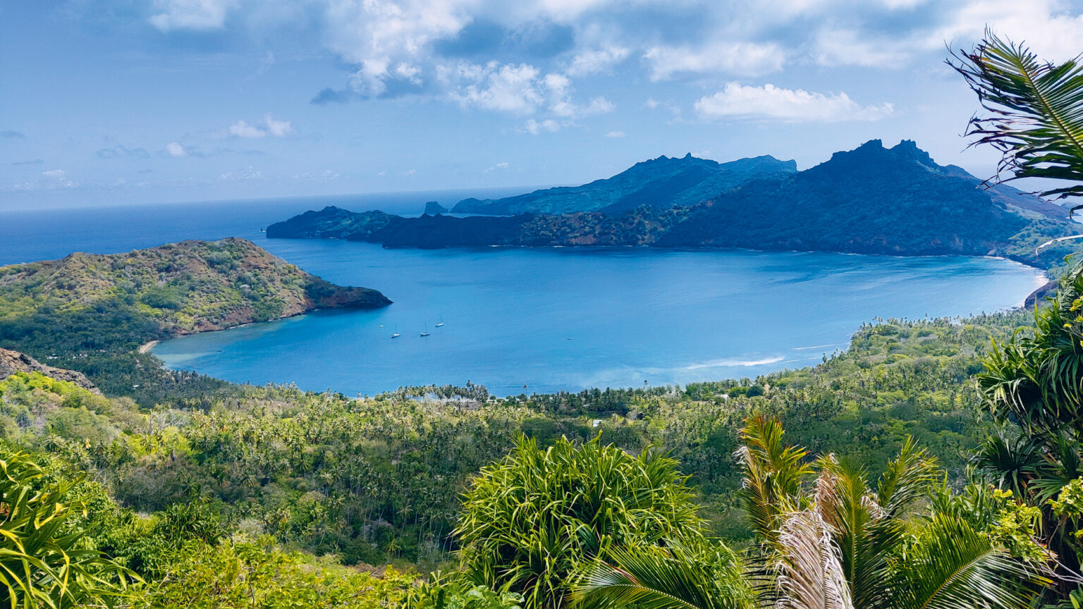Exploring French Polynesia by boat: The call of the South Seas ...