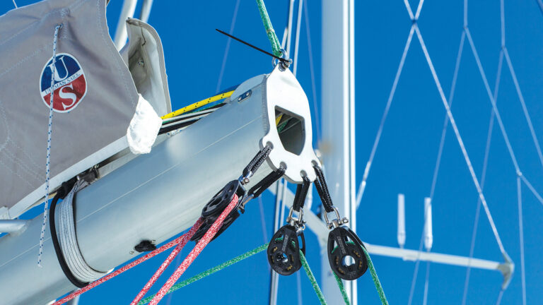 How do you know if you have enough purchase in a rigging system?