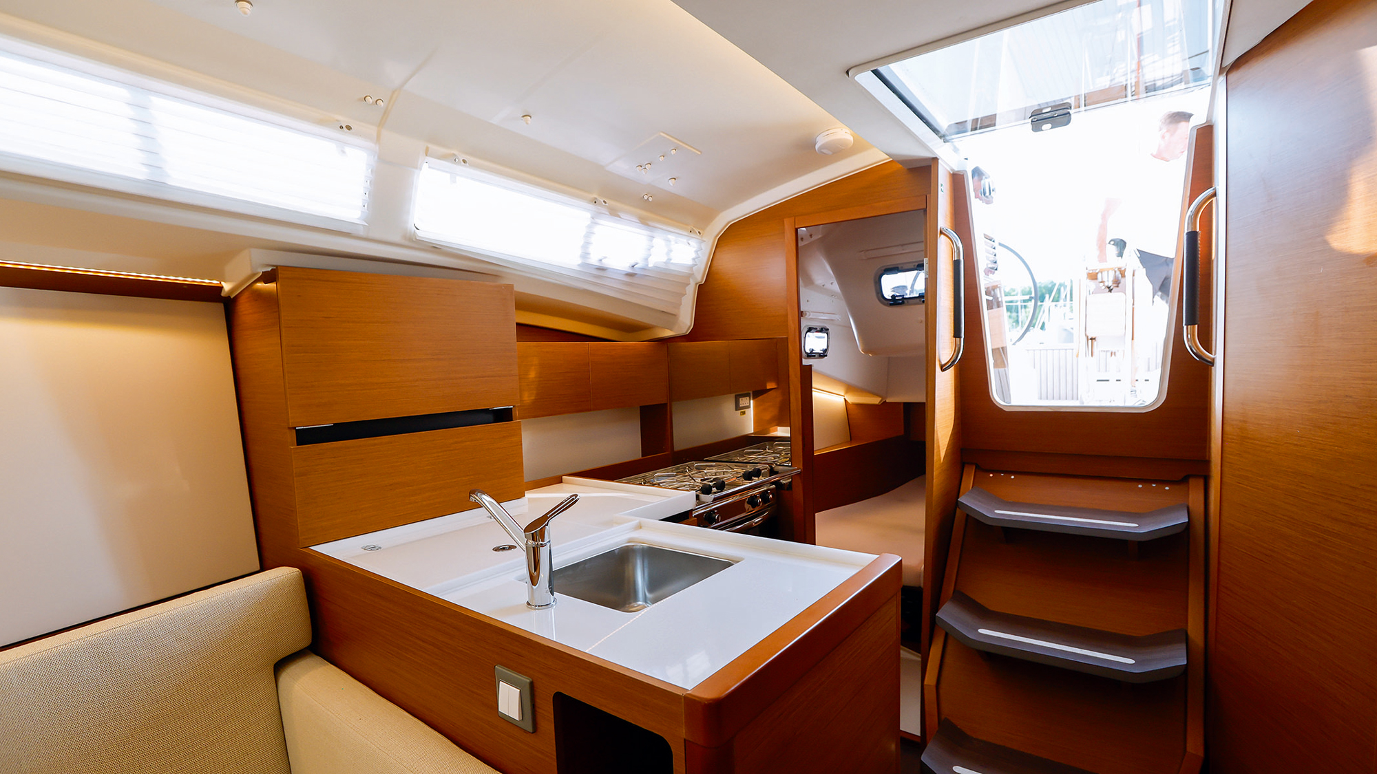 Jeanneau Sun Odyssey 350 review: Striking the right balance - Yachting ...