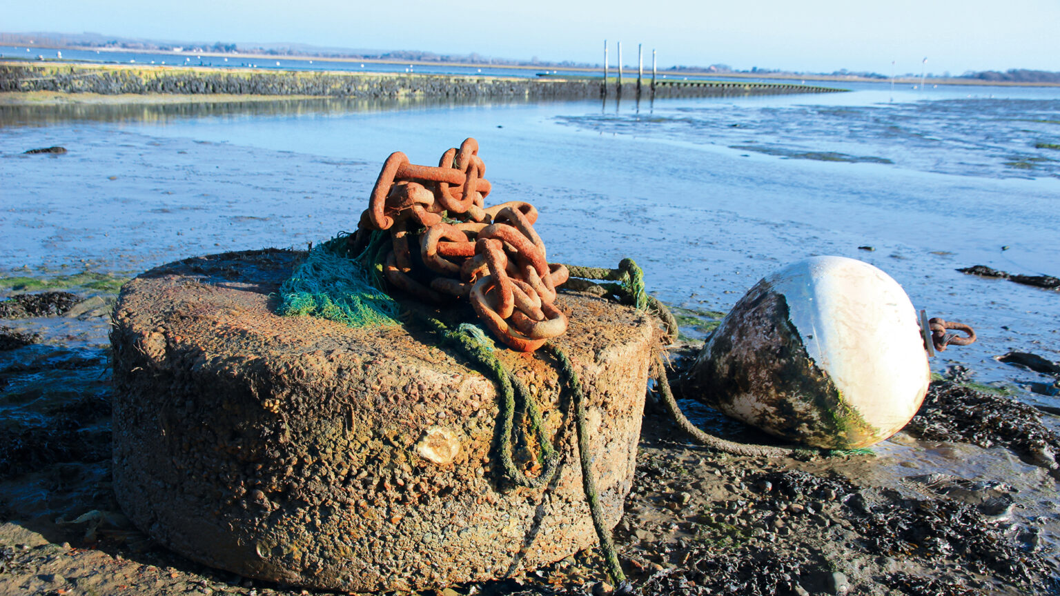 Everything you need to know about swinging moorings - Yachting Monthly