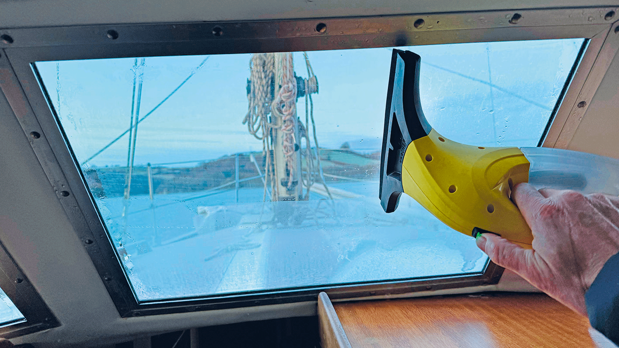 What to wear for sailing during winter