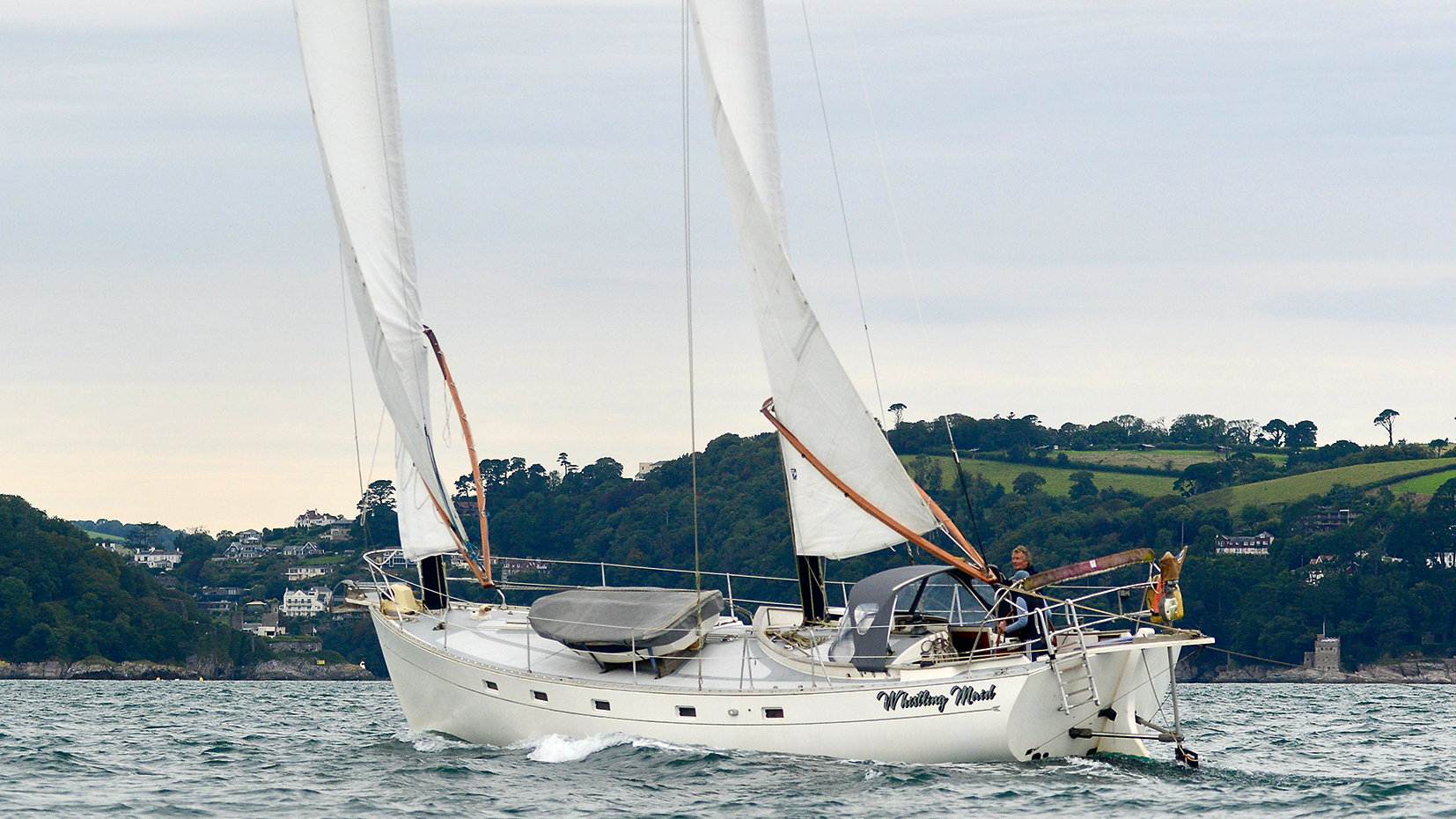 Freedom 40 used boat review: Unstayed marvel still going strong ...
