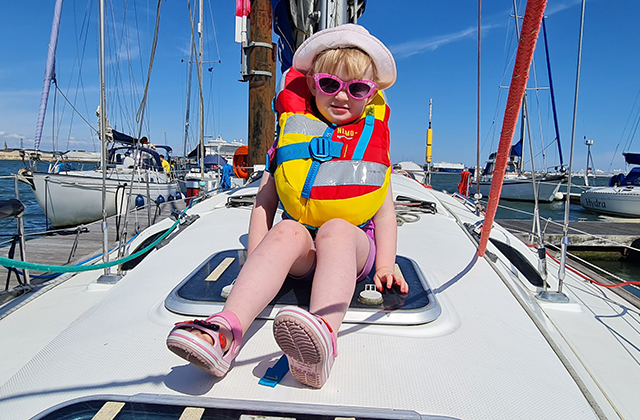 Spinlock Deckvest NEMO Children’s Lifejacket Review – Little People ...