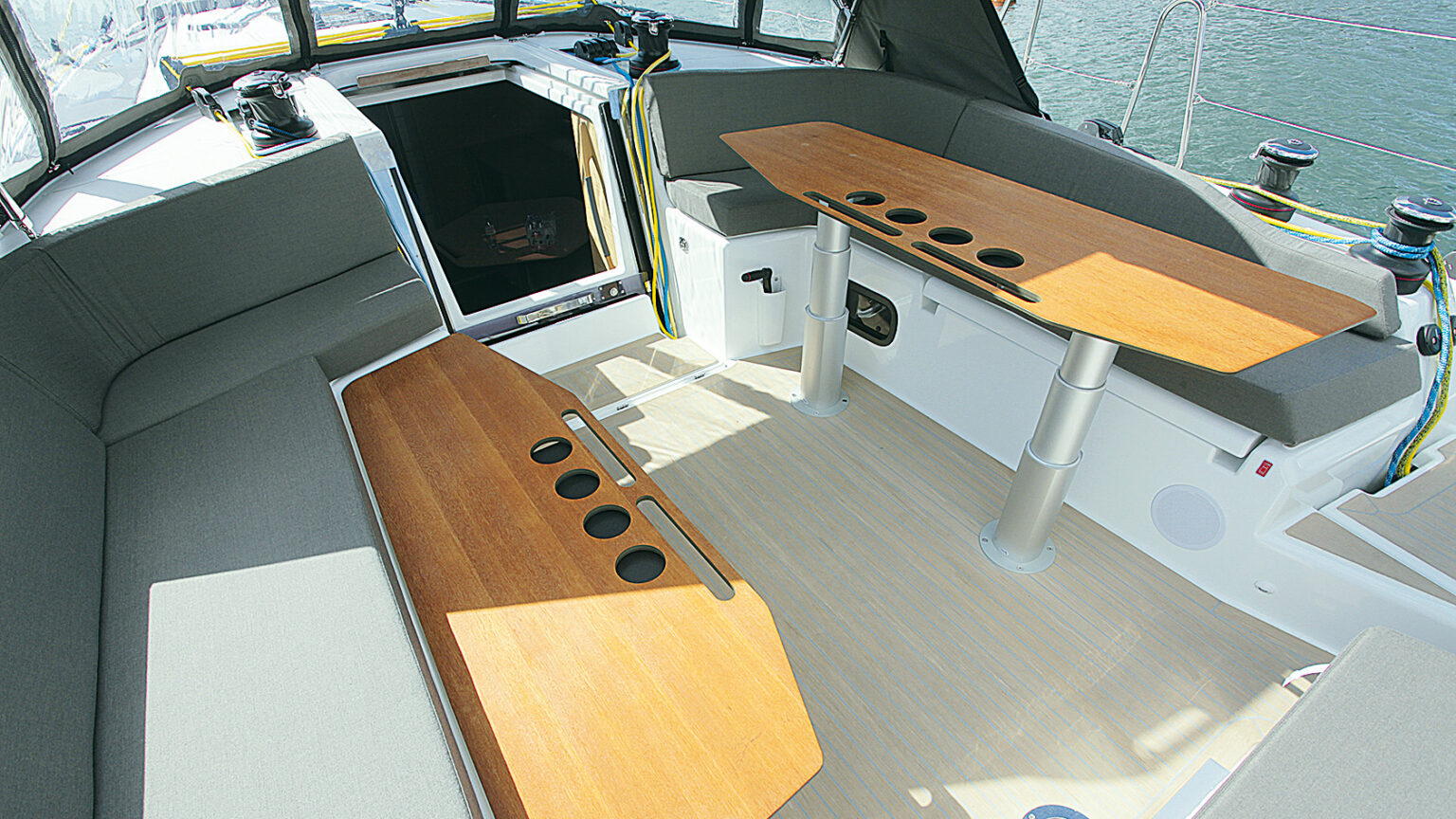 Dufour 48 review: Pushing the cruising concept to the extreme ...