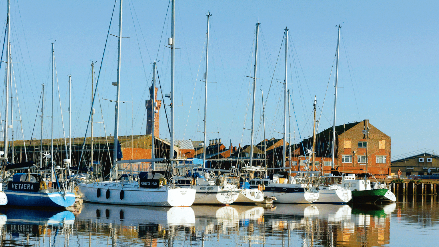 Sailing the Shipping Forecast - Cruising the Humber: 'A big fleet of ...