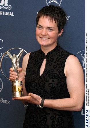 Ellen receives top sporting award - Yachting World