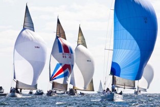 12 Metres at play - Yachting World