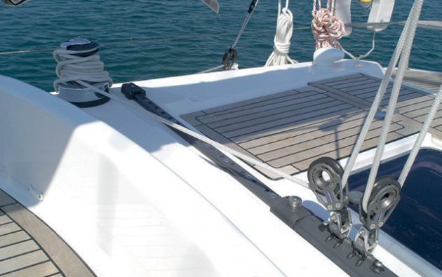 Oyster 54 review: from the archive - Yachting World