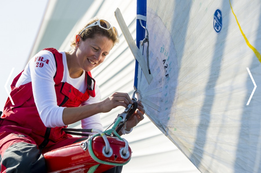 Britain's Sam Davies wins hearts - Yachting World