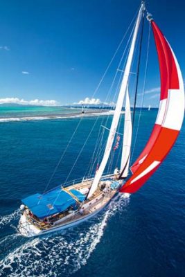 10 practical tips for perfect downwind sailing in the Tropics