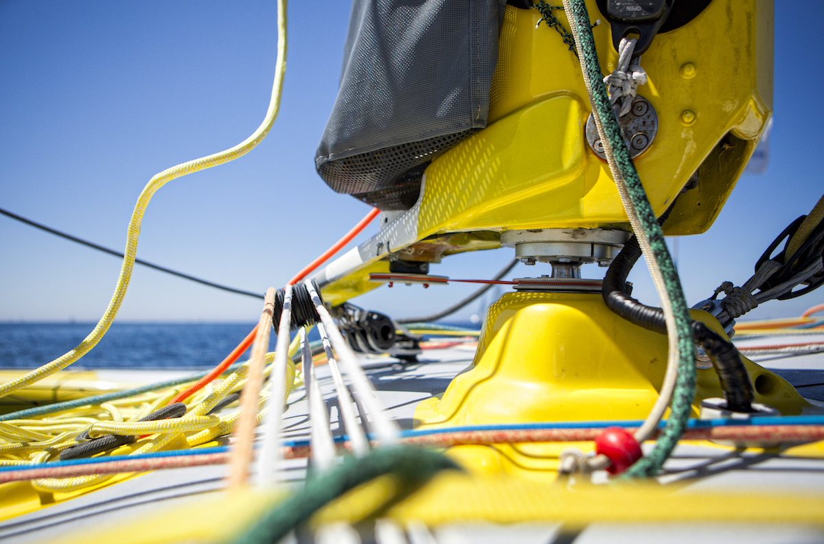 A Capella, the invincible little yellow trimaran