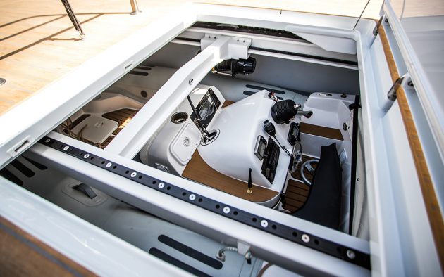 Kiboko Tres: 105ft carbon superyacht delivers the full sailing experience