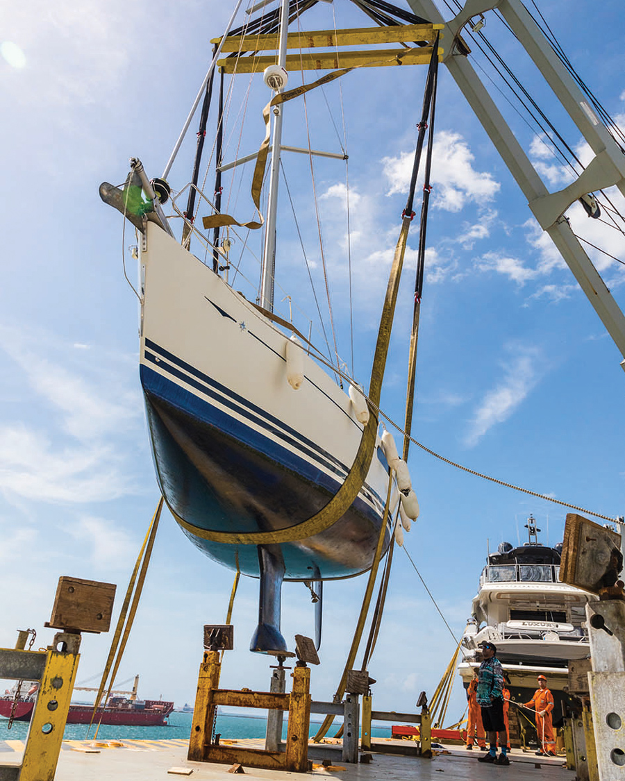 Yacht shipping: How to prepare your boat for a trip on a transporter ship