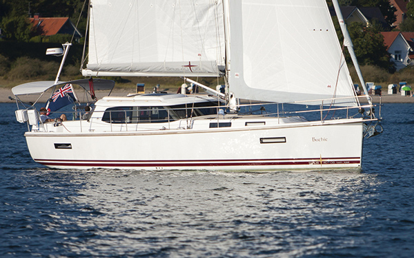 Moody 41DS review: Could this model win you over to the decksaloon ...