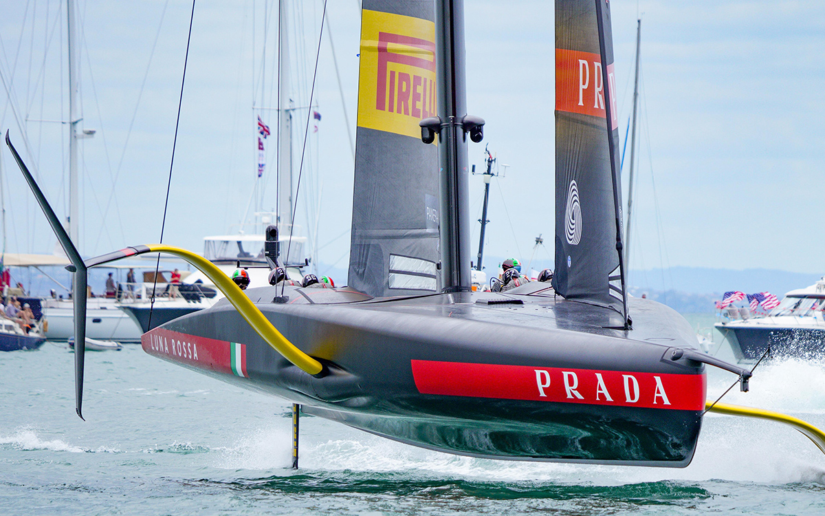 Prada Cup Final: Stage set for epic showdown - Yachting World