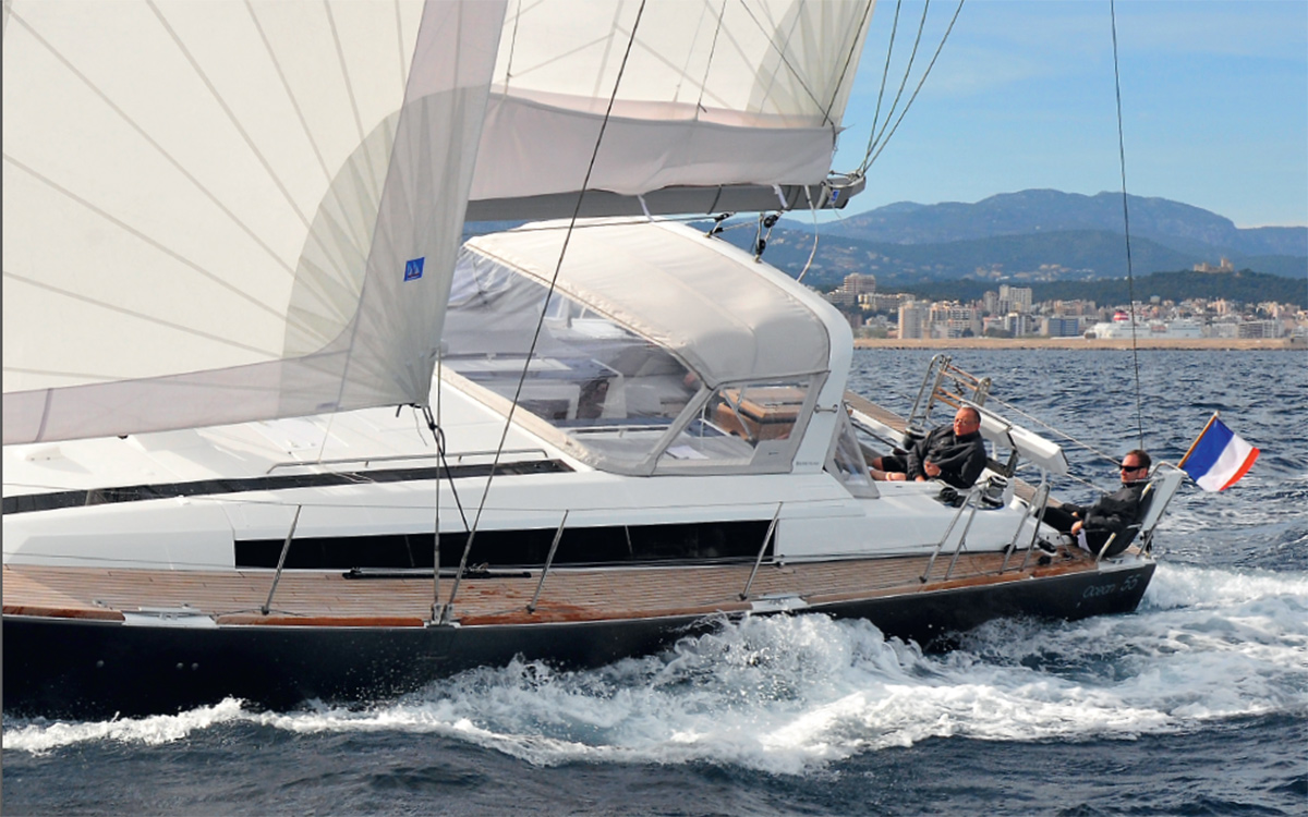 Bénéteau Oceanis 55 review: Space versus pace - from the archive ...
