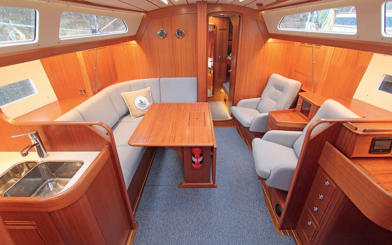 Hallberg-Rassy 44 review: from the archive - Yachting World