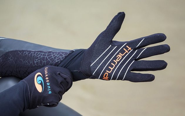 6 of the best swim gloves for outdoor swimmers - Yachting World