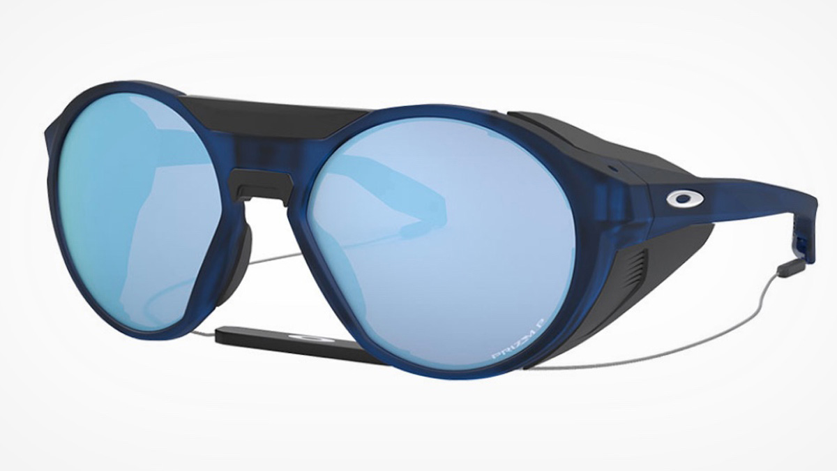 Best waterproof sunscreen and sun protection kit for sailors - Yachting ...