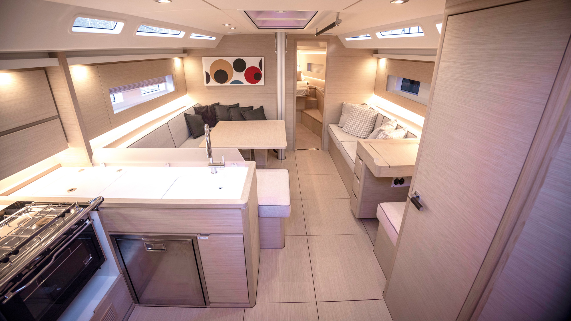 Solaris 40 review: appealing mix of style and performance - Yachting World