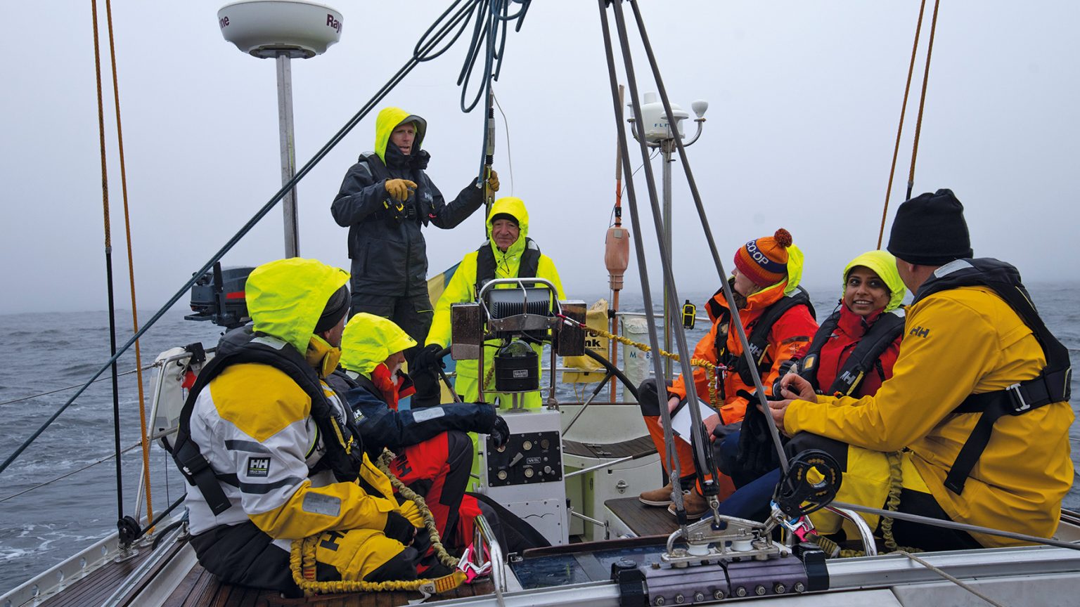 Expert guide to watch handovers - Yachting World