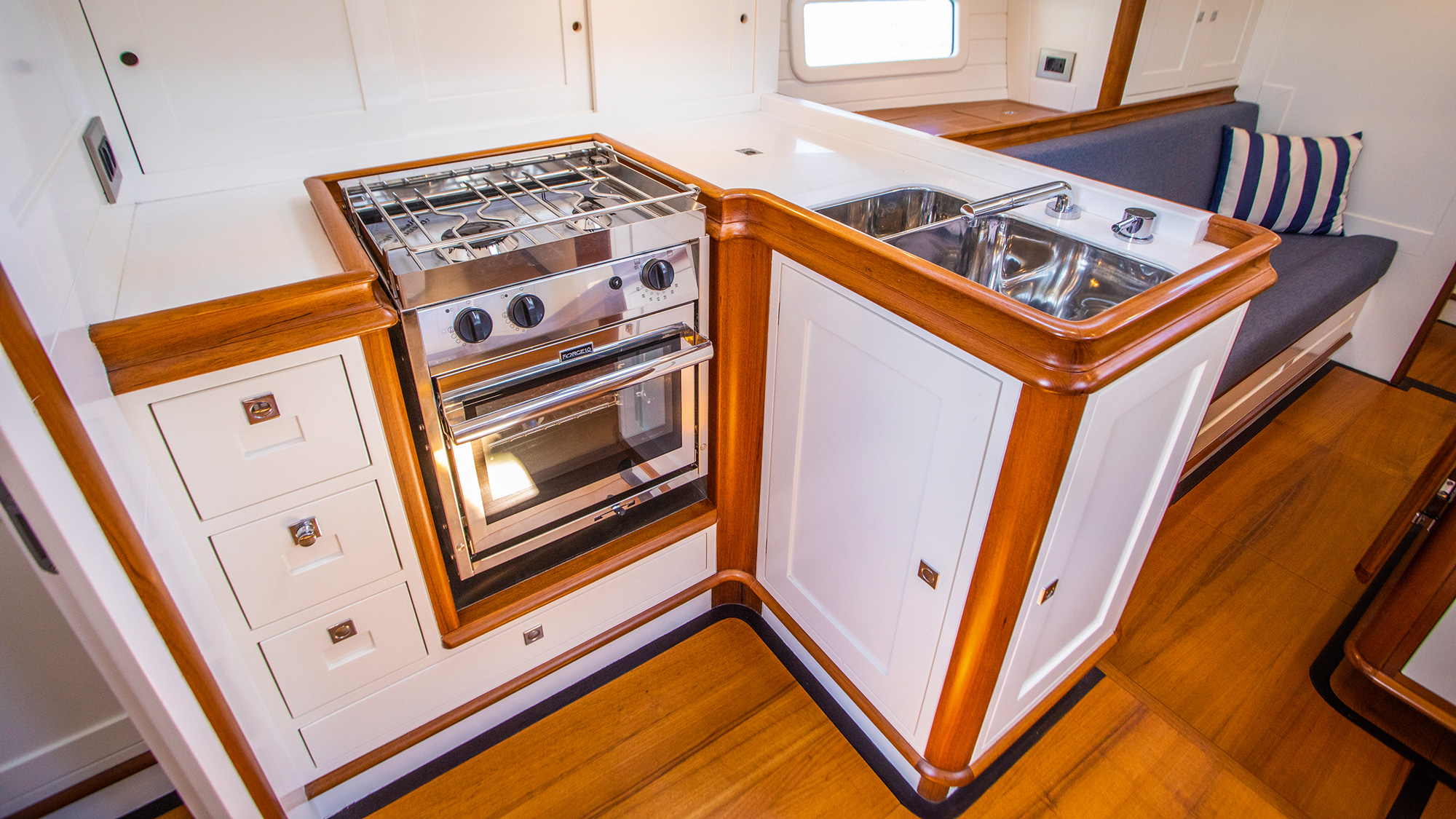 Pilot Classic 47 review – timeless elegance - Yachting World