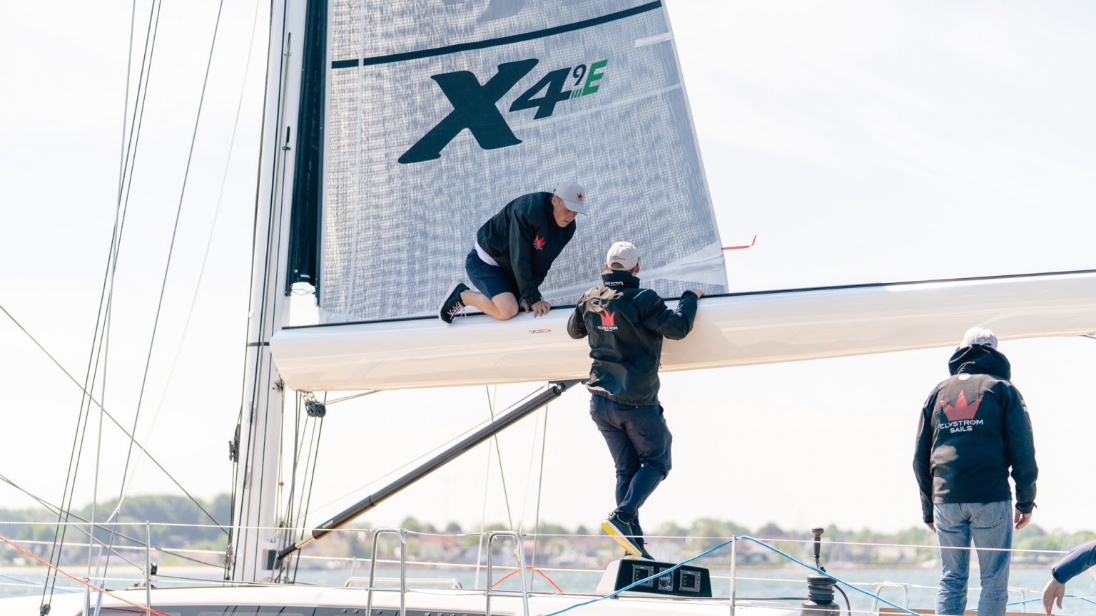X-Yachts launches its first hybrid boat with electric propulsion ...