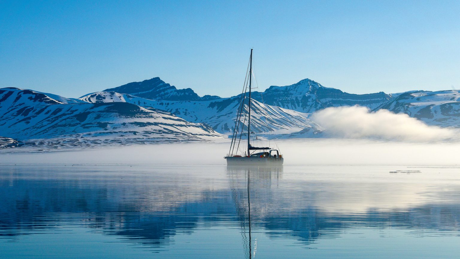 Sailing Svalbard: a photographic expedition in the Artctic circle ...
