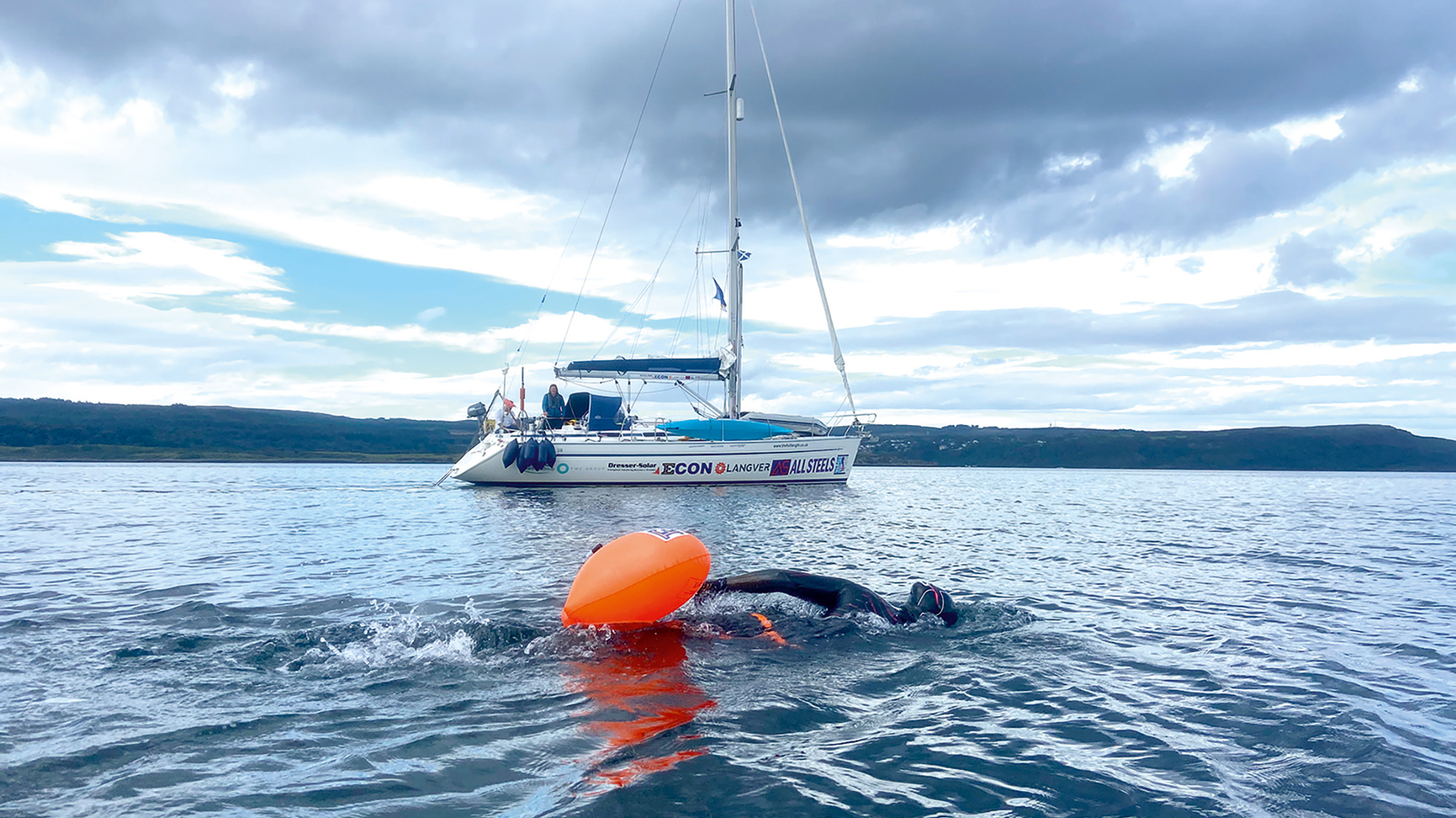 How Jasmine Harrison became the first woman to swim the length of the ...