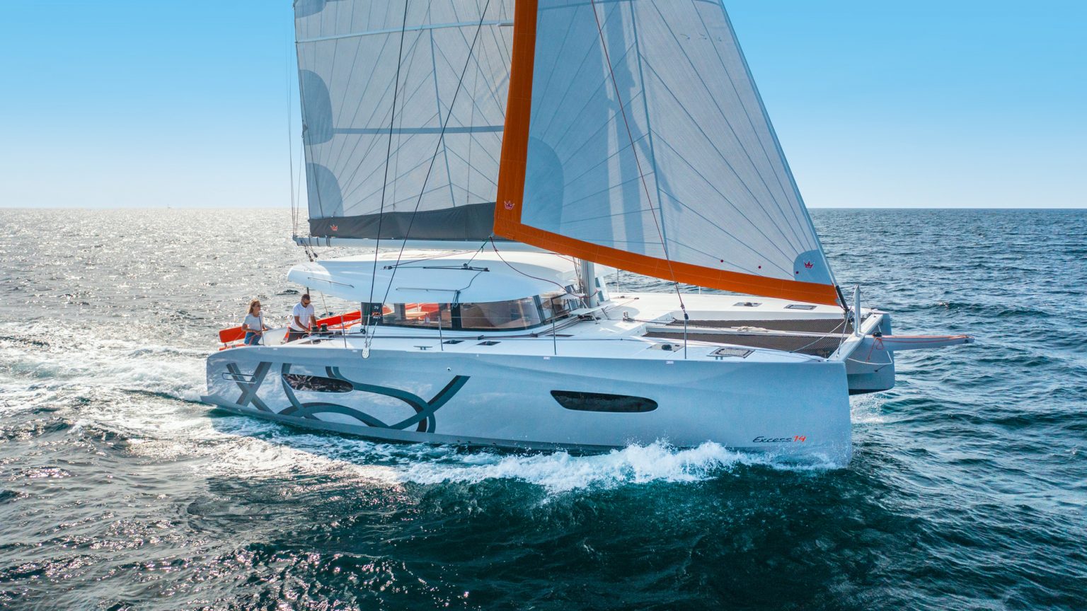 New Excess 13: Lightness of space throughout