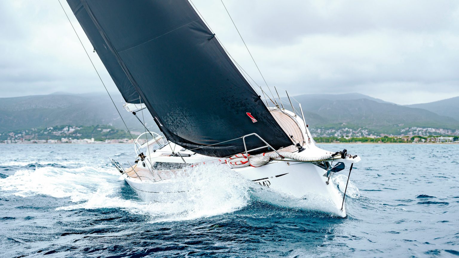 Grand Soleil 40 review: A rare-breed cruiser / racer - Yachting World