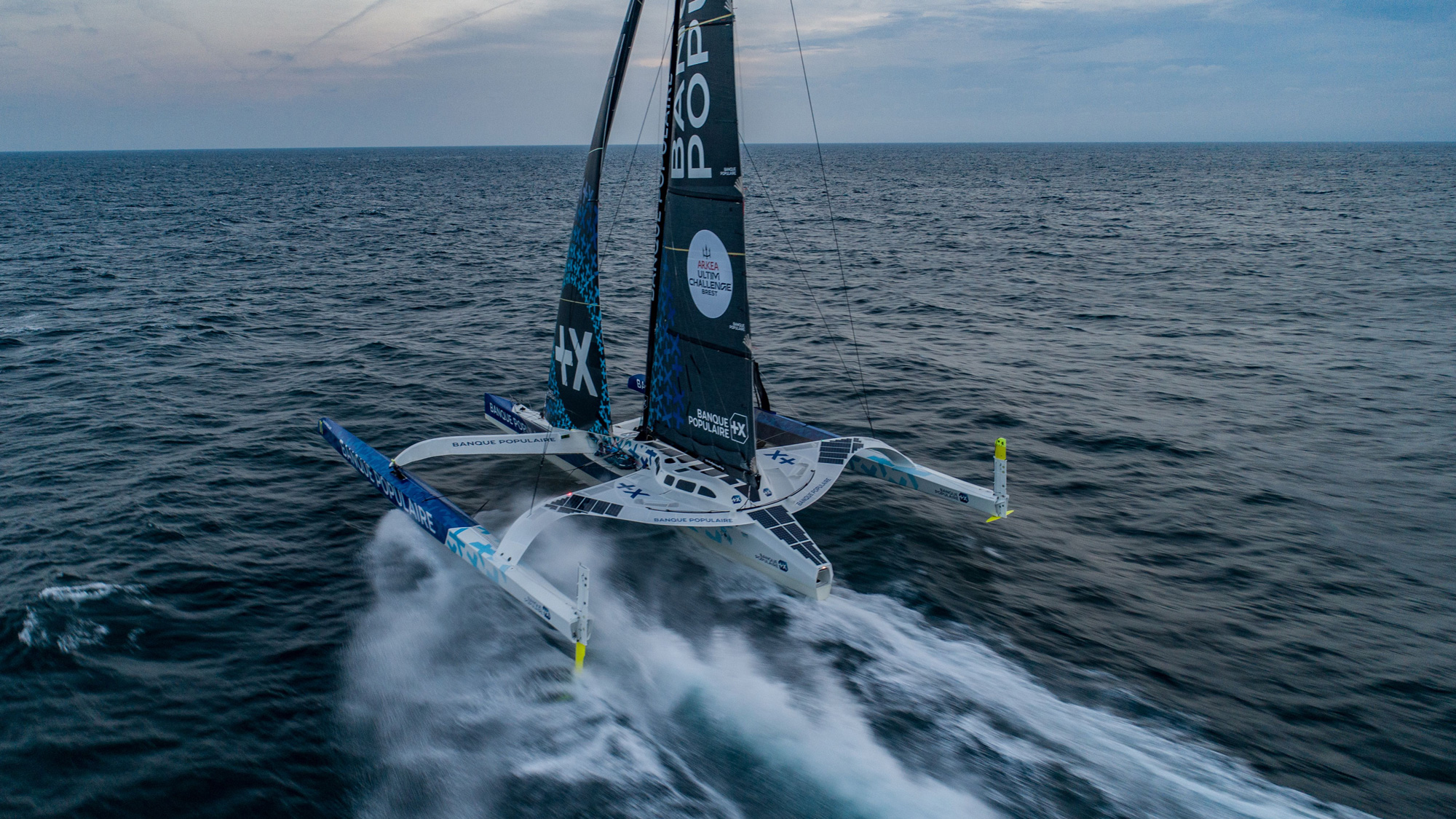 Two giant foiling trimarans set for a Fastnet Race battle - Yachting World