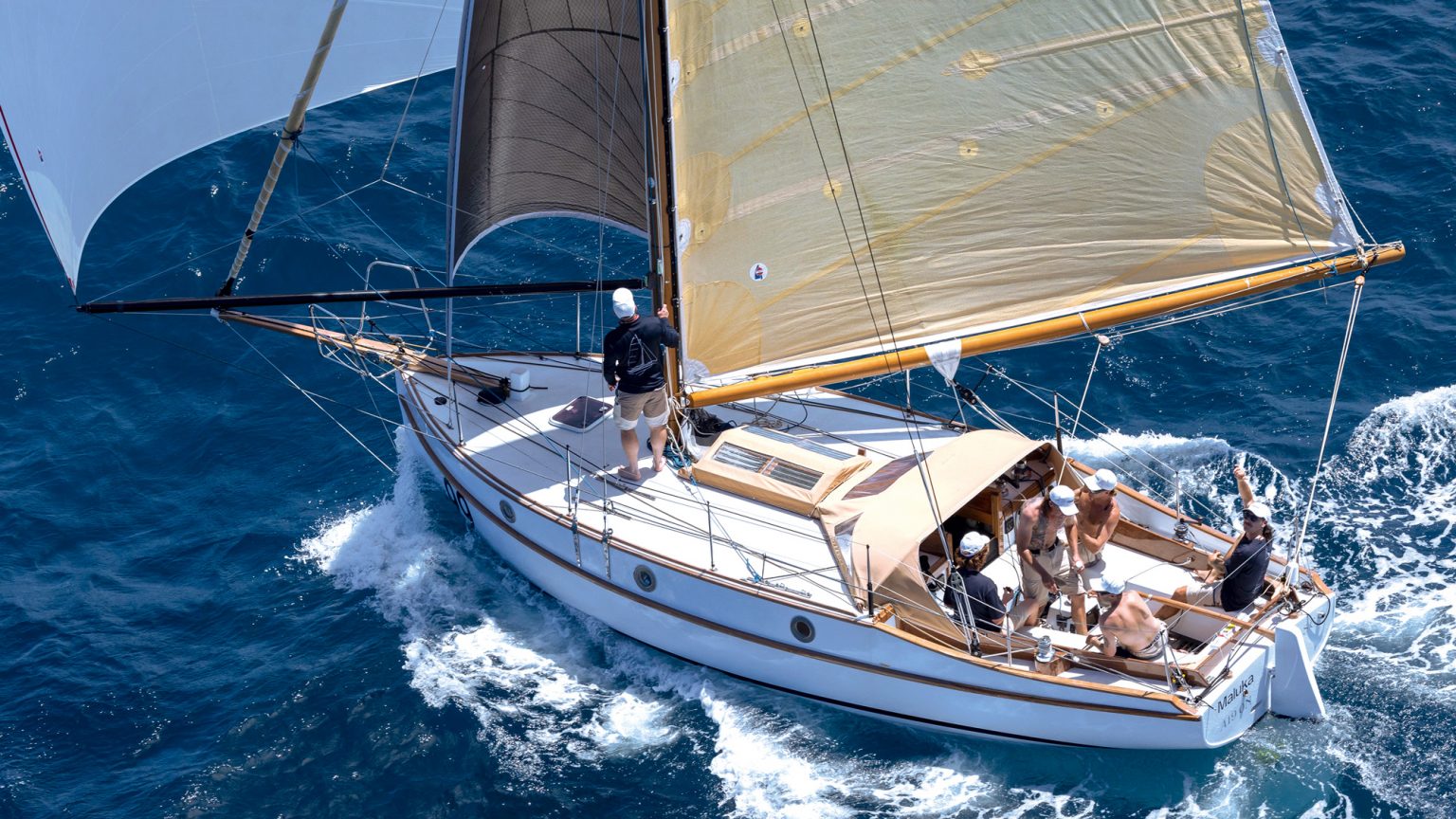 Extraordinary boats: Maluka – restoration of a 1932 classic - Yachting ...
