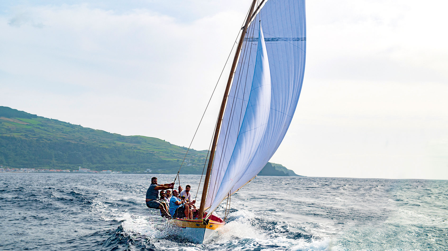 Hunters to racers: the fascinating world of Azorean whaleboat racing