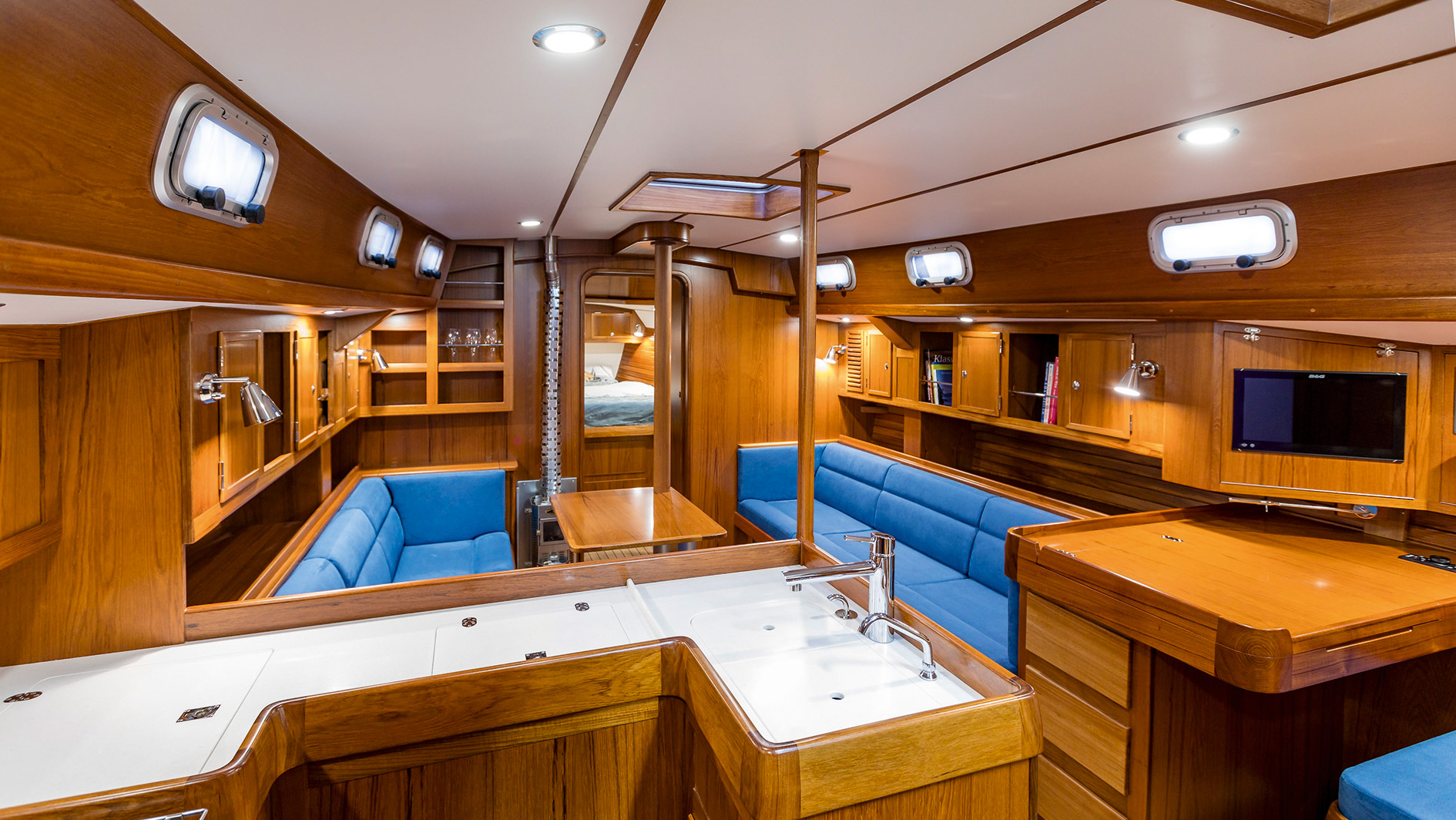 Hutting 46 first look: stands out from the crowd - Yachting World