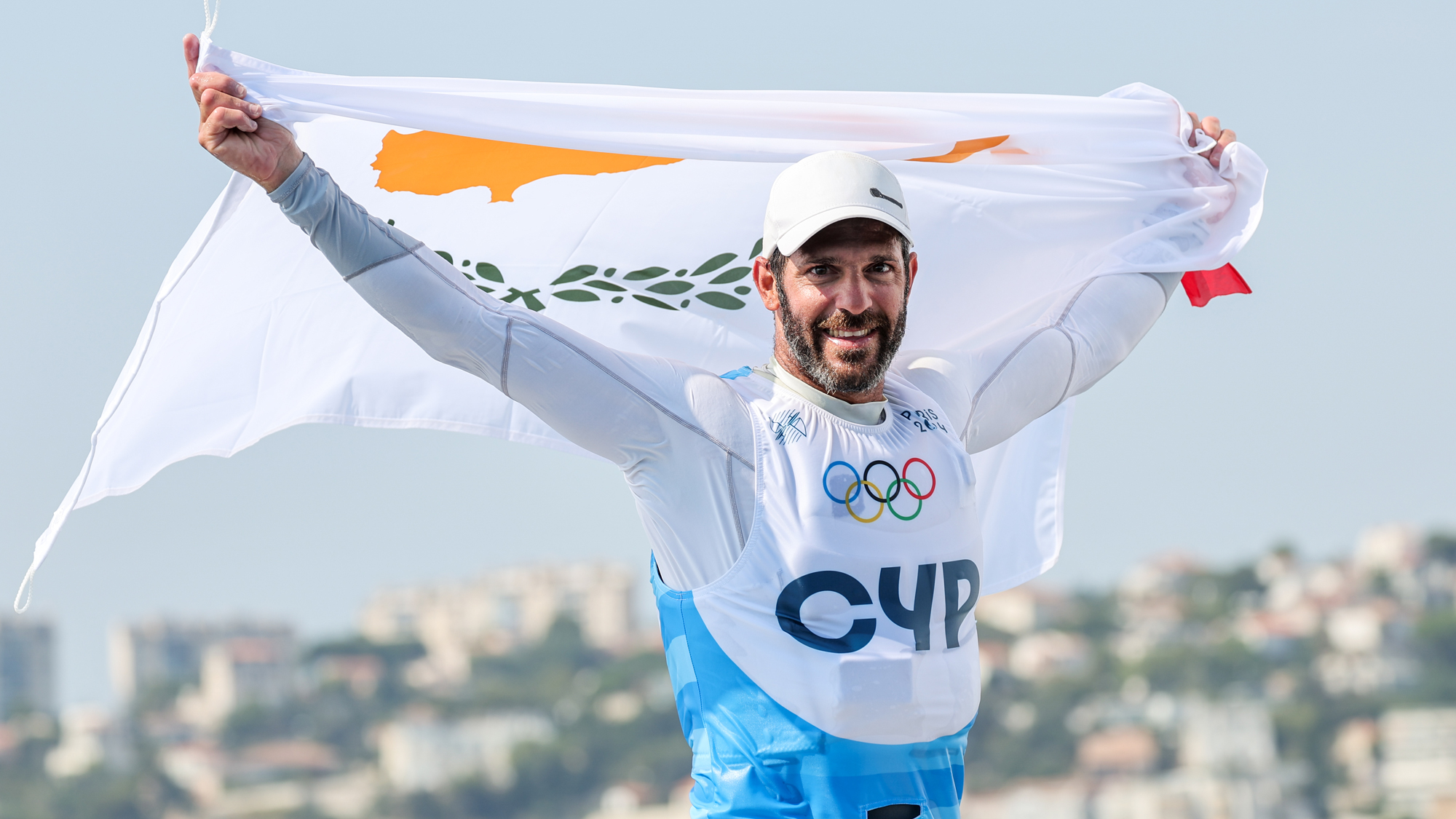 Unstoppable Australia: Wearn takes fourth-straight Olympic Sailing ...