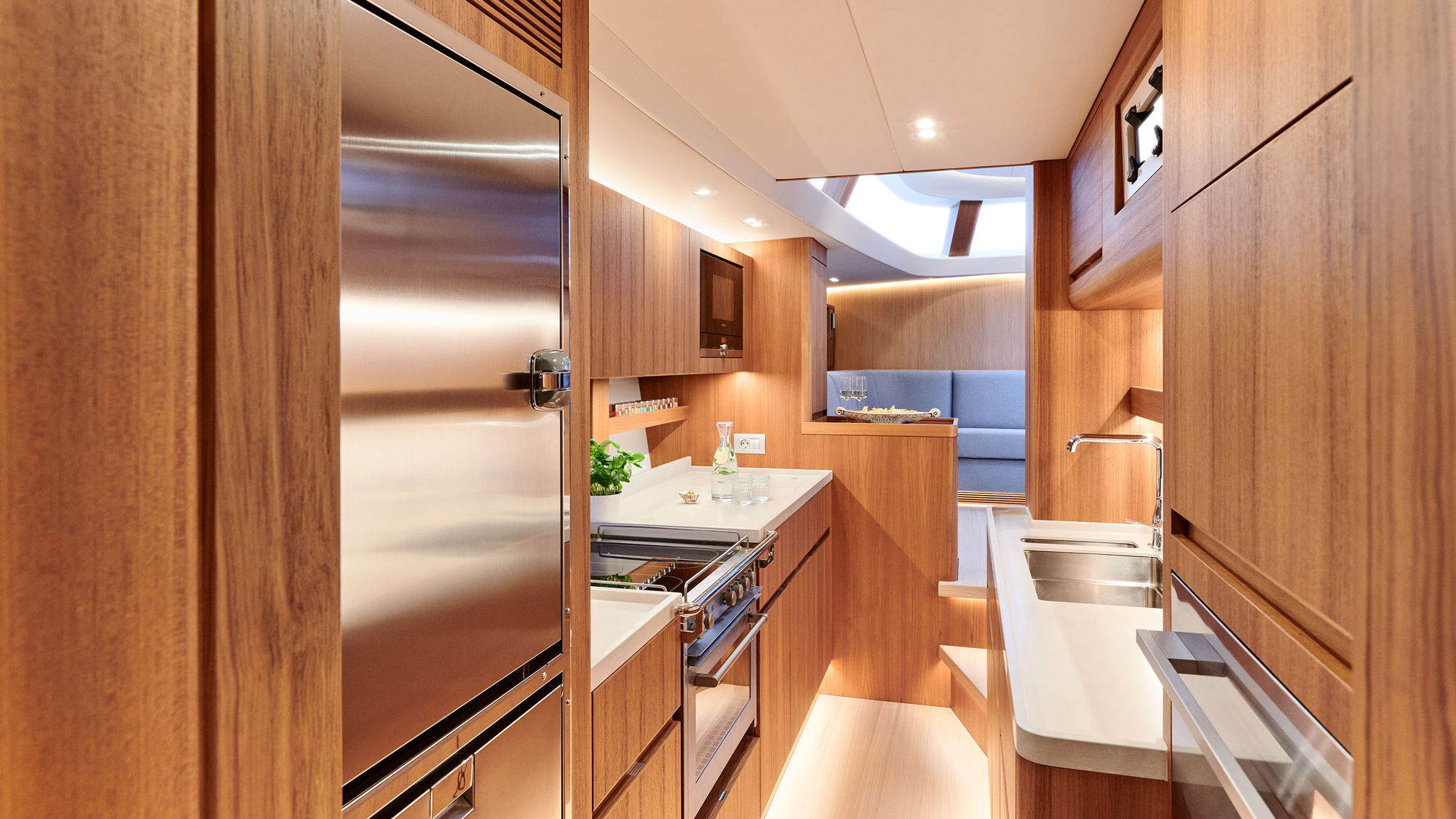 Cannes World Premiere For All-New 19-Metre Contest 63CS - Yachting World