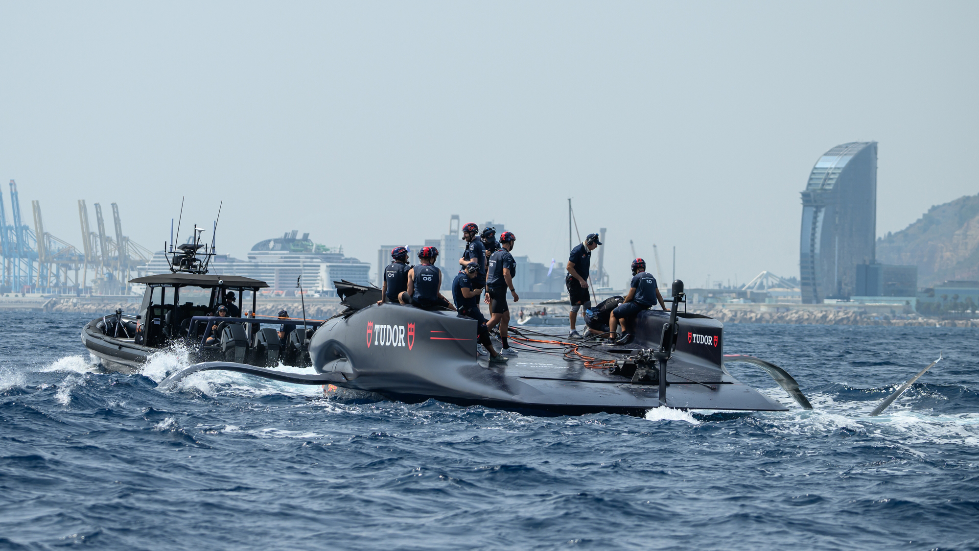 Alinghi Red Bull Racing suffers another mast failure days before start ...